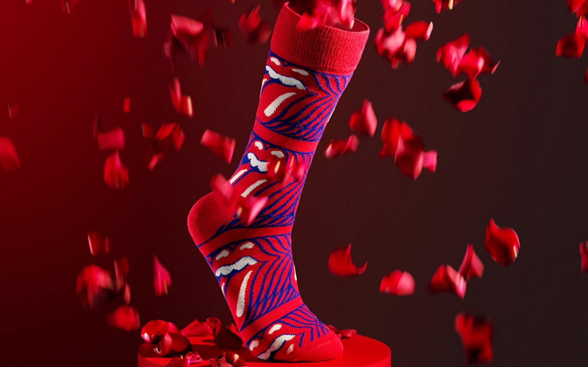 HAPPY SOCKS PROVIDES WITH THE BEST AND HAPPIEST PRODUCTS AROUND ...